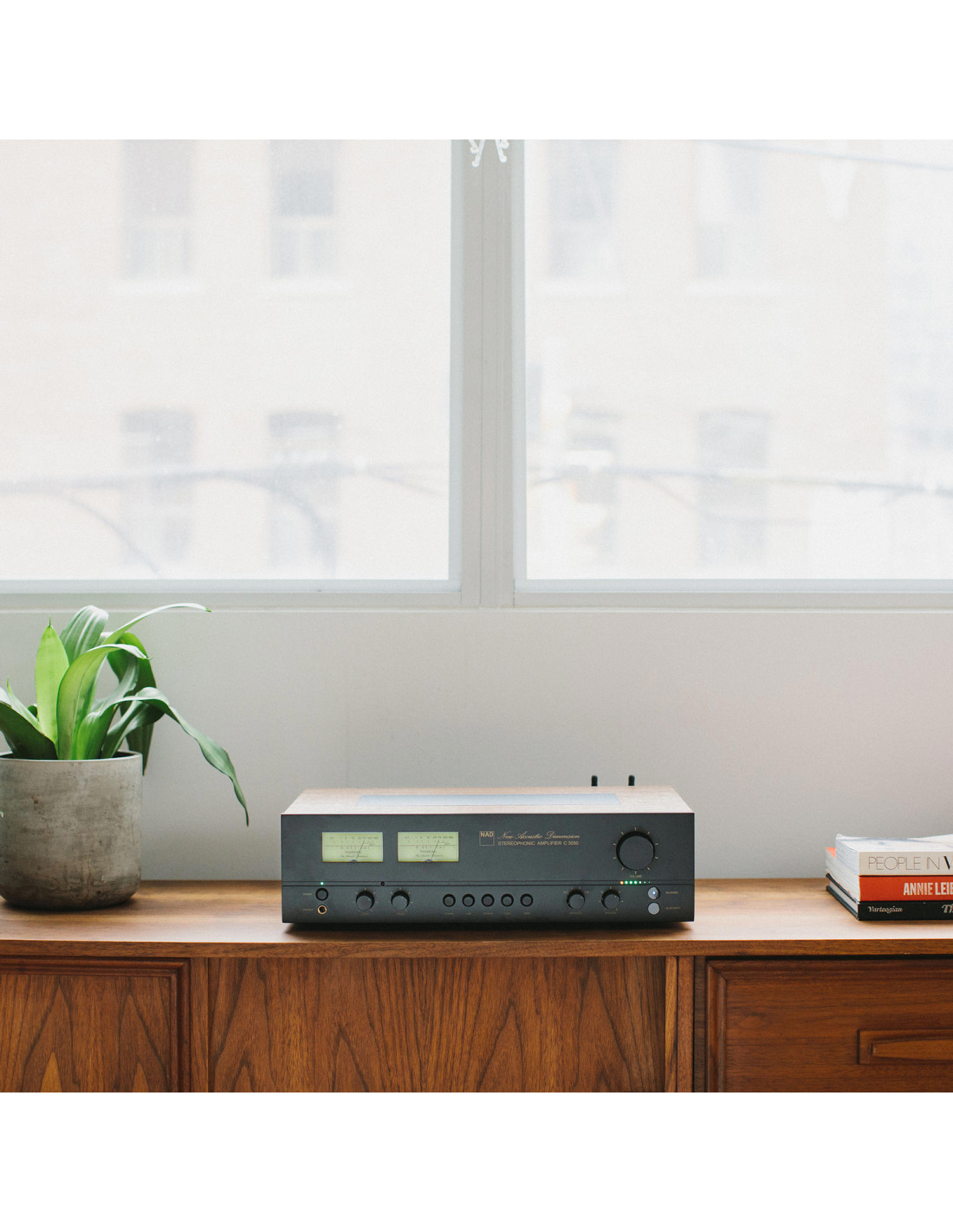 NAD C3050 + módulo MDC2 BluOS-D